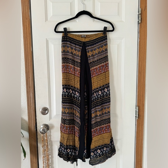 EARTHBOUND | Pants & Jumpsuits | Earthbound Bohemian Flowy Pants | Poshmark